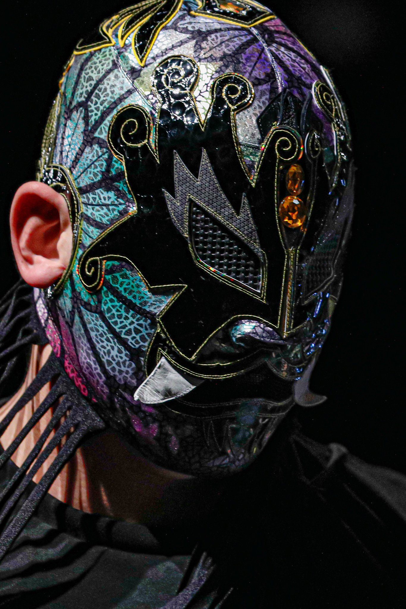 CRAZY & BEAUTIFUL: Dragon Gate Star Shun Skywalker Begins Ambitious ...