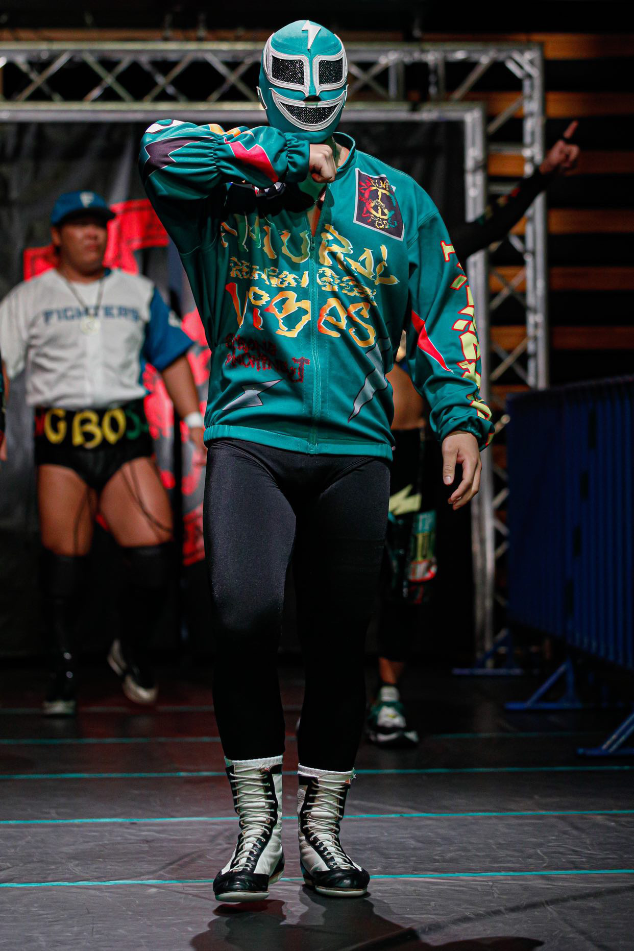 STRONG MACHINE J: Opening The Twin Gate With Breakdancing Aggression ...